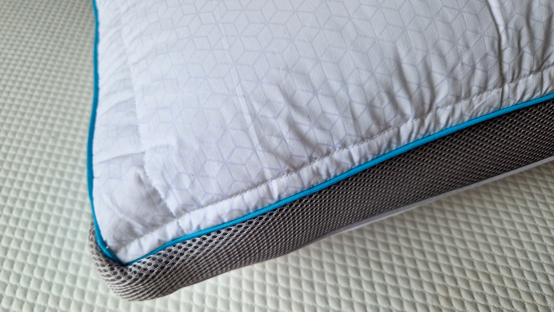 Simba Hybrid Firm Pillow Review UK | 2025